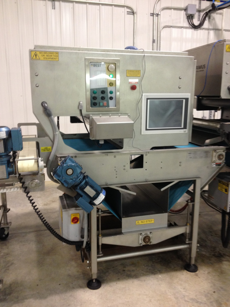 Best PJS-208 Soft Fruit Sorter 2009 model - Used Blueberry Equipment