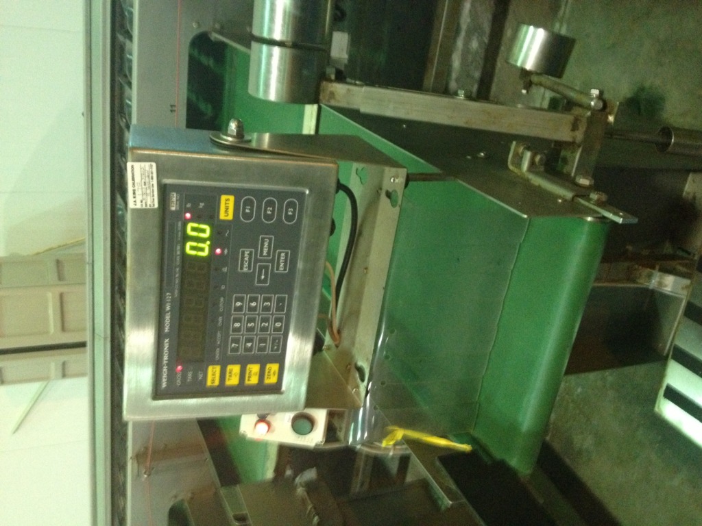 Weigh station - Used Blueberry Equipment