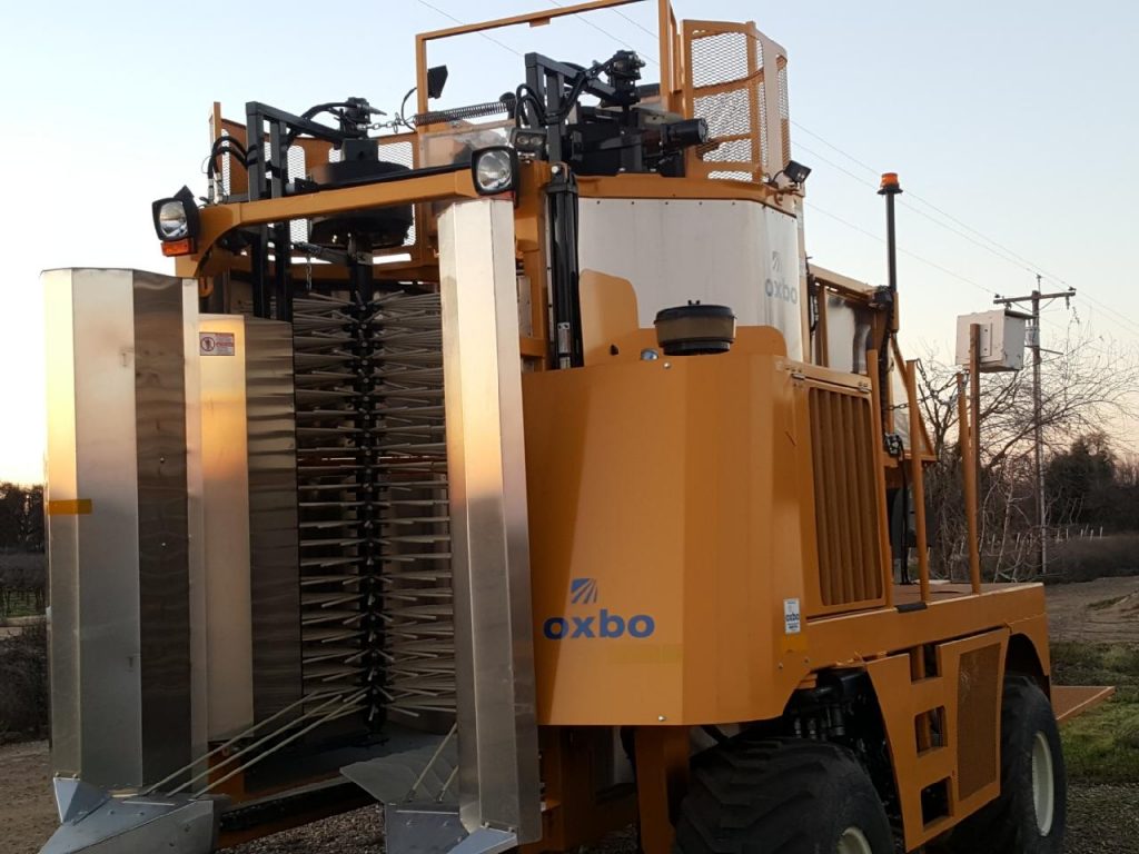 Oxbo 8000 - 2016 with low hours - Used Blueberry Equipment